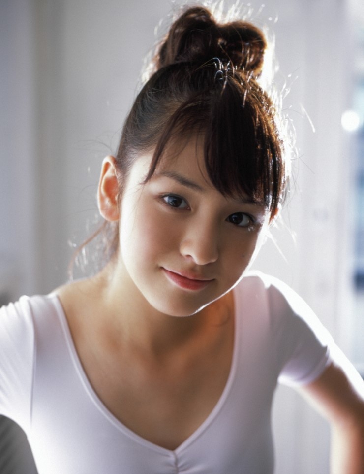 1994 / Risako Sugaya / 菅谷梨沙子 / 스가야 리사코 / Singer