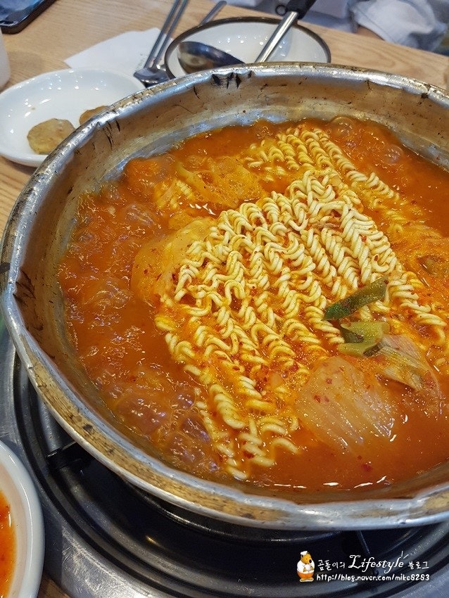 강남구청역 밥집 7탄 김치찌개전문점 단지 네이버 블로그