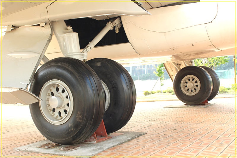 인하공전에 전시중인 비행기 - 대한항공 727-200, HL7350 : 네이버 블로그