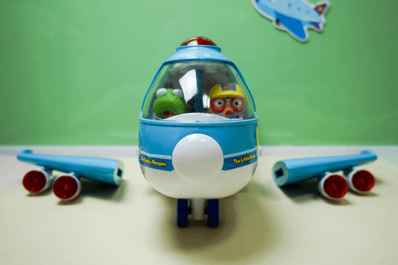 큰 비행기 장난감 사주세요! 30가지 멜로디가 내장된 뽀로로 점보 비행기 리뷰 : 네이버 블로그
