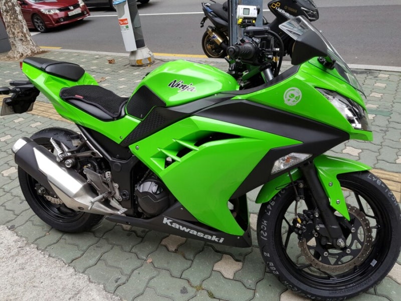 Kawasaki Ninja 300 가와사키 닌자 300 메인터넌스 브릿지스톤 최상급 Rs10 바이크 타이어 교환엘프