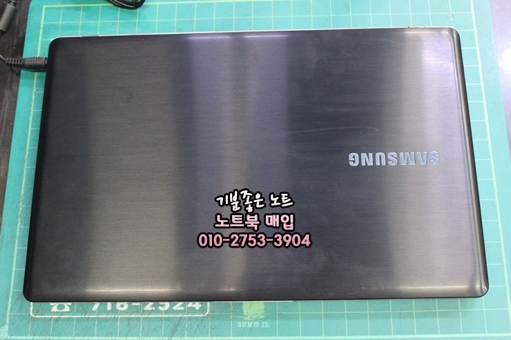 15인치 사무용 삼성 노트북 5 NT500R5H 모델 매입후기입니다. 매입이후 깨끗히 청소 및 업그레이드를 실시했어요~^^; : 네이버 블로그