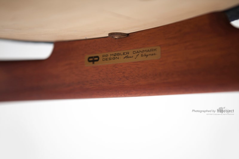 데니쉬 모던 디자인의 정수, 한스 웨그너(Hans J. Wegner)가 디자인한 암체어 ‘pp203’ (Armchair ...