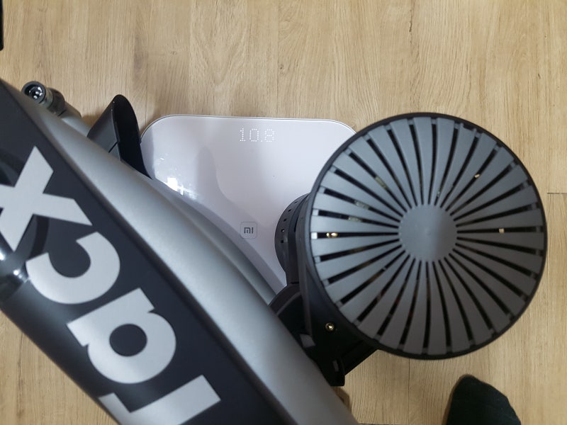 타이어로라 끝판왕 탁스 부시도(Tacx Bushido) - 짧은 사용기 : 네이버 블로그