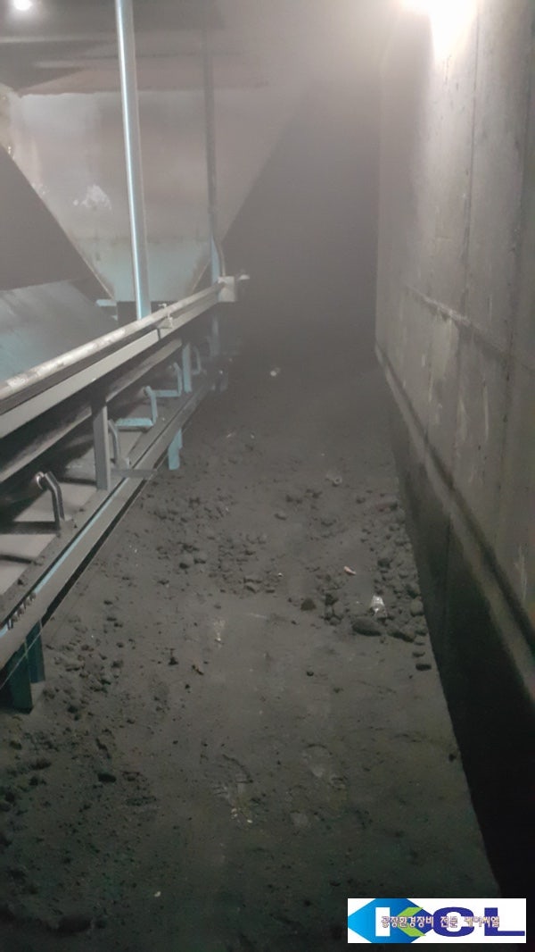 사일로청소세퍼레이터생산라인 청소고진공청소기고진공 분체 이송장치닐피스크대형청소기닐피스크cfm덕트청소시멘트공장청소