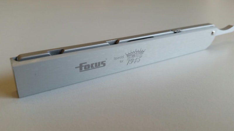 이태리 Focus Shavette Razor - 새로운 체결방식의 일자면도기 Patented Closure System ...