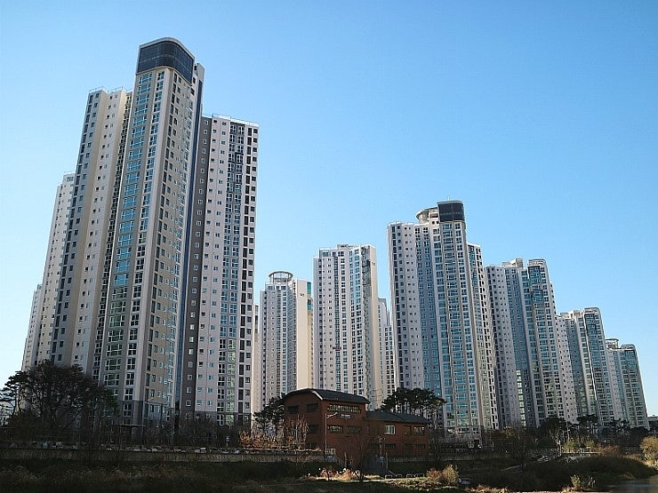경기도 안양시 만안구 안양동 래미안안양메가트리아 34평 인테리어필름 시공후기 네이버 블로그