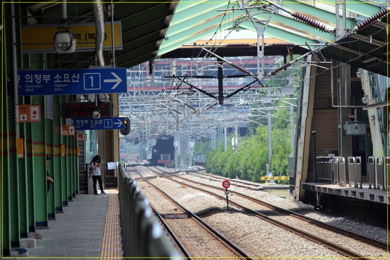 전철역앞에 철도 건널목이 위치한 - 경원선 녹양역 : 네이버 블로그
