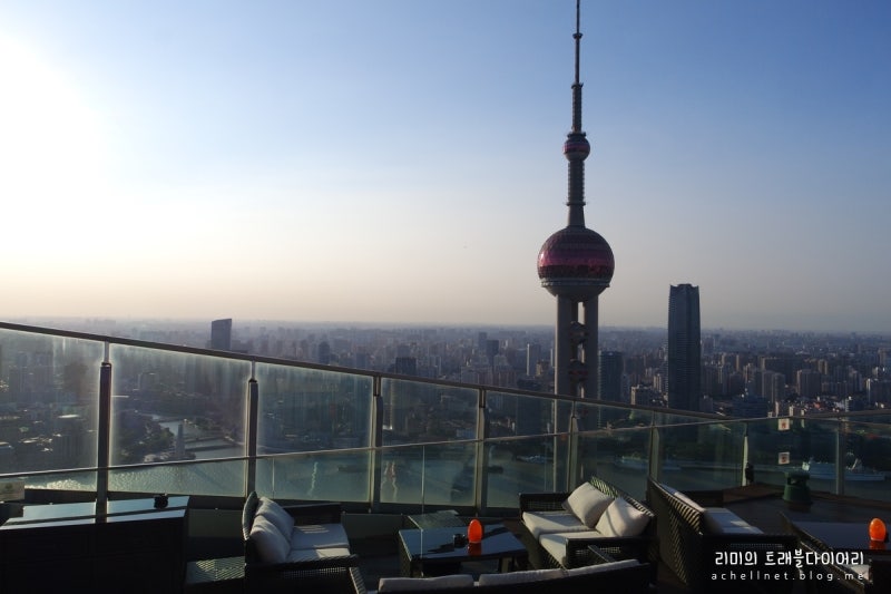[상해여행 상하이 여행] 리츠칼튼호텔 플레어 루프탑 바 Flair Rooftop Bar 상해 야경스팟 추천