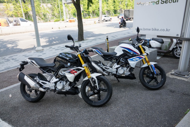 BMW 최초 300cc 급 모터사이클 G310R 출시! : 네이버 블로그