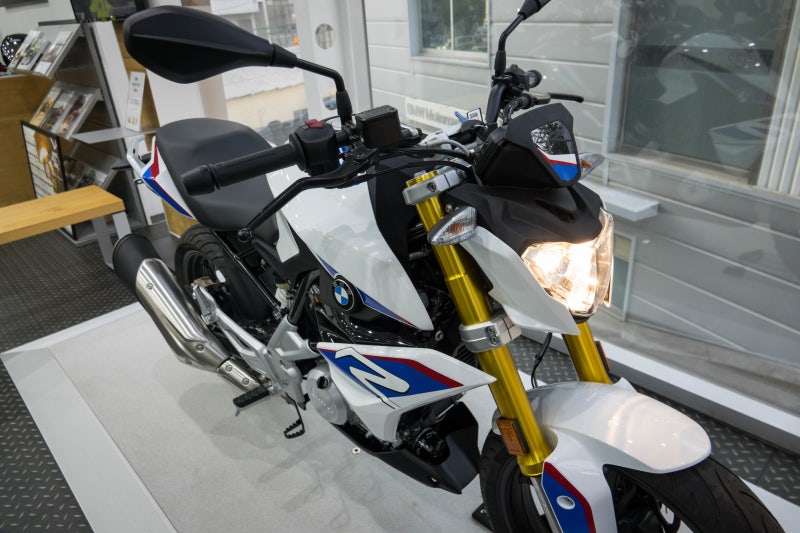 BMW 최초 300cc 급 모터사이클 G310R 출시! : 네이버 블로그