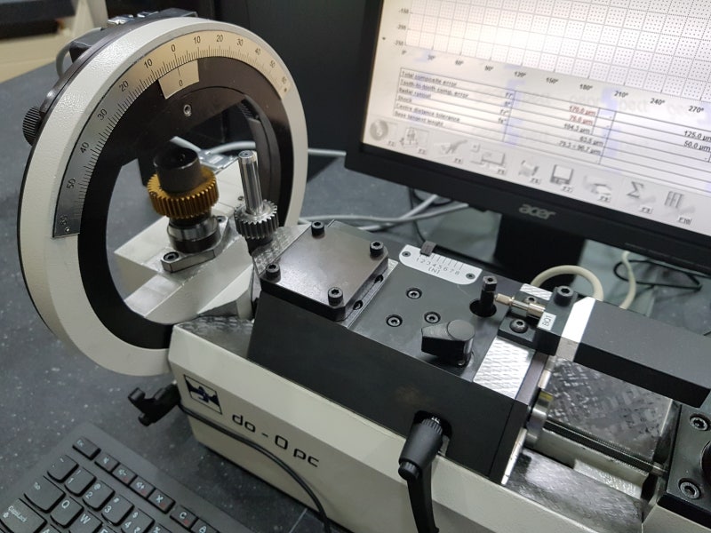 기어측정기/기어롤링테스터 - DO 0 PC 헬리컬 각도 조정 옵션 모델 (스퍼 마스터기어로 헬리컬 기어 측정 가능, 태창트레이딩) : 네이버 블로그