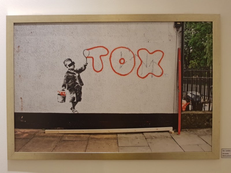 인사동 아라아트센터 뱅크시 코리아 서울 (Banksy Korea Seoul) 그래피티 전시회 : 네이버 블로그