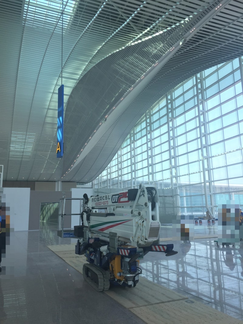 거미렌탈 고소작업대 (AIREAL MAN LIFT PLATFORM) CELA SYPDER DT25 : 네이버 블로그