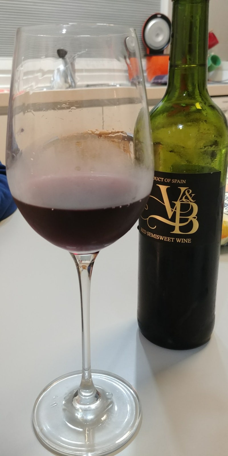 레드와인 V&B RED SEMISWEET WINE @힌둥이 : 네이버 블로그