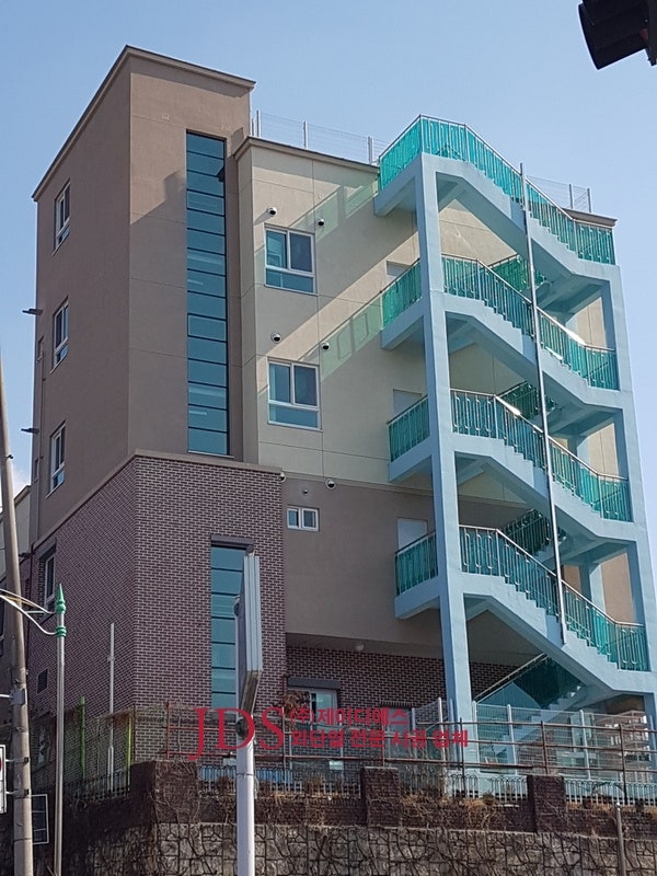 경기 성남 준불연 단열재 Pf보드 페놀폼 보드 외단열 시공 중원경찰서 어린이집 스타코 마감 77 드라이비트
