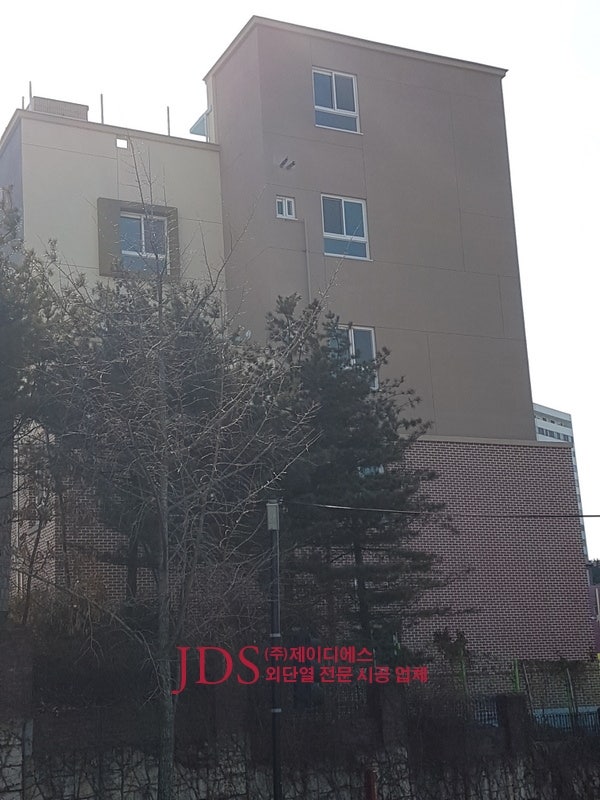 경기 성남 준불연 단열재 Pf보드 페놀폼 보드 외단열 시공 중원경찰서 어린이집 스타코 마감 77 드라이비트