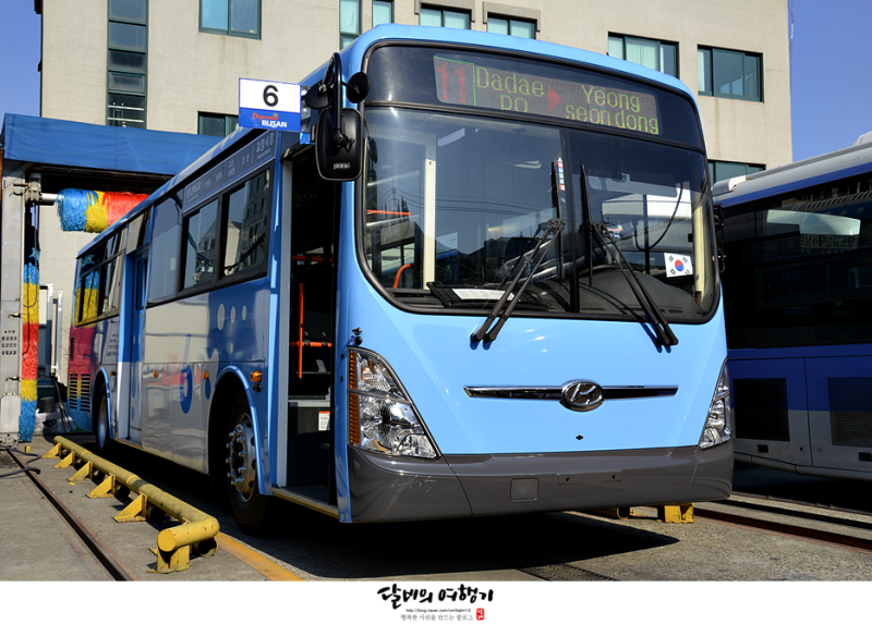 신차 출고 남부 여객 6번 영도 산복 도로 감 천 뉴슈퍼에어로시티cng 17 2대 출고 네이버 블로그