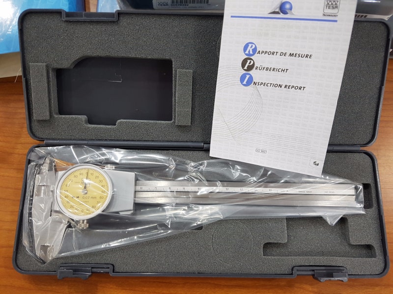 스위스 테사 다이얼 캘리퍼스 - TESA CCMA-M 0.02mm 눈금의 다이얼이 부착된 버니어 캘리퍼스 - (주)메저링코리아 ...