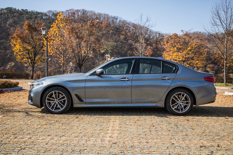 캐딜락 CT6 프리미엄 vs BMW 530i xDrive M 스포츠 패키지 플러스 비교 시승기 : 네이버 블로그