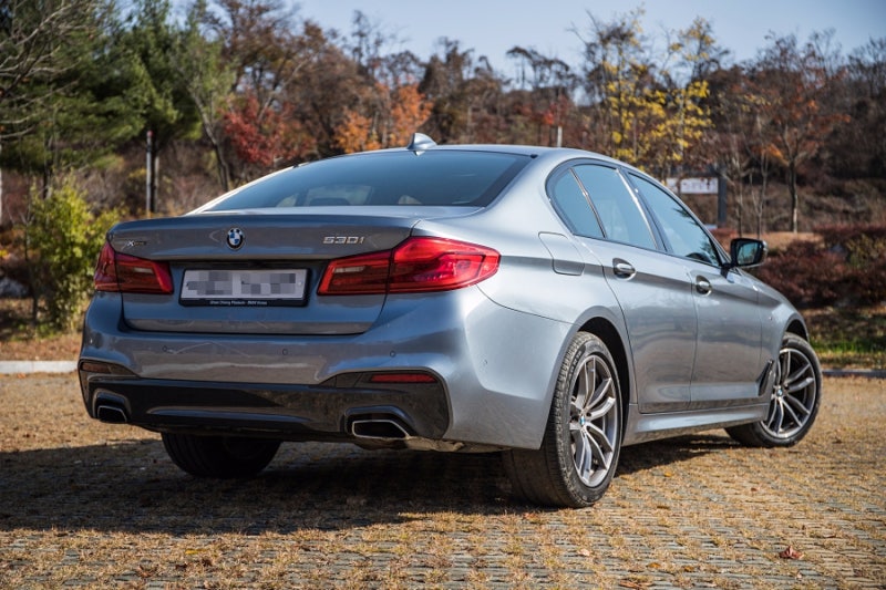 캐딜락 CT6 프리미엄 vs BMW 530i xDrive M 스포츠 패키지 플러스 비교 시승기 : 네이버 블로그