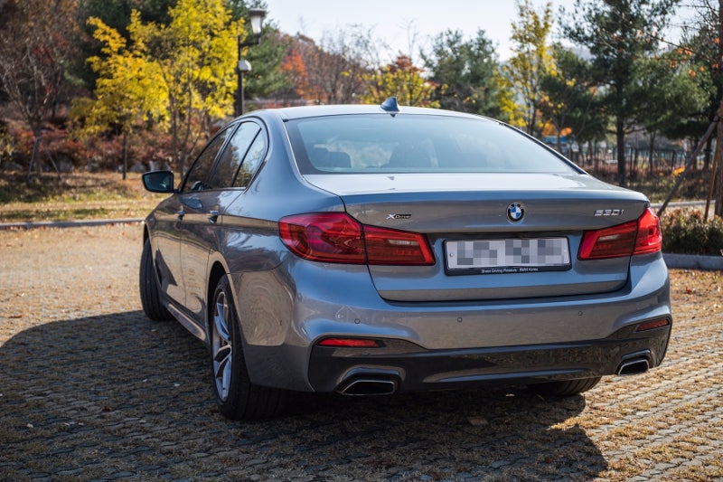 캐딜락 CT6 프리미엄 vs BMW 530i xDrive M 스포츠 패키지 플러스 비교 시승기 : 네이버 블로그