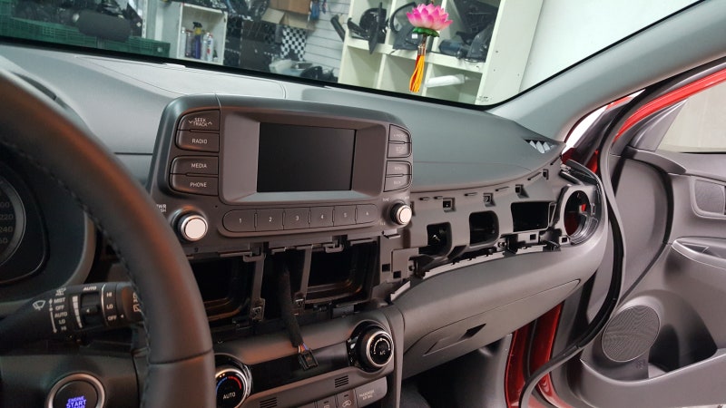 코나 네비게이션 매립(T3000),코나후방카메라 장착,국내최초티맵지도네비게이션,T-3000네비게이션 : 네이버 블로그