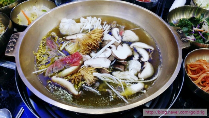 전주 중화산동 근영여고앞 장수버섯마을 동충하초 샤브전골로 건강해지는 맛집12월 30일 가족모임 네이버 블로그
