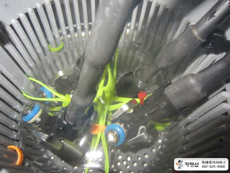 엑센트 호두가루 흡기크리닝gdi흡기카본청소 밸브클리닝 스로틀클리닝 인젝터클리닝 노킹 소음 출력저하 조기점화 연비저하 Rpm