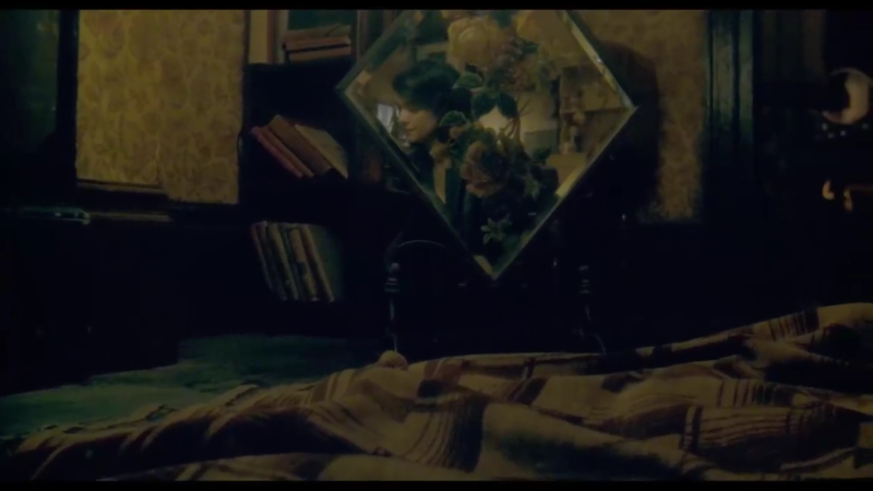 더 딥 블루 씨 (The Deep Blue Sea, 2012) OST: Jo Stafford - You Belong To Me ...