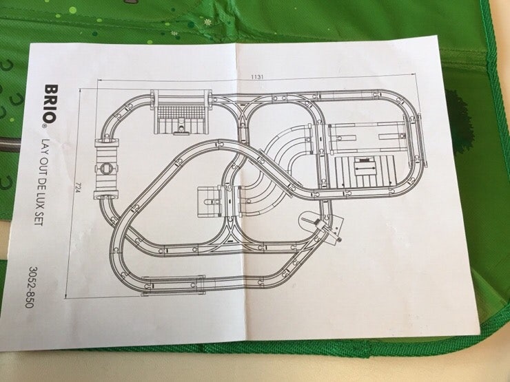 브리오 디럭스레일웨이 기차놀이 세트 Brio Deluxe Railway set (33052) : 네이버 블로그
