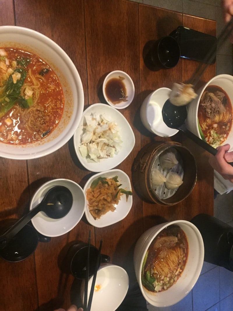 가로수길 쭈즈 인생맛집 대만음식 딴딴면 소룡포 메뉴 가격 신사역 네이버 블로그