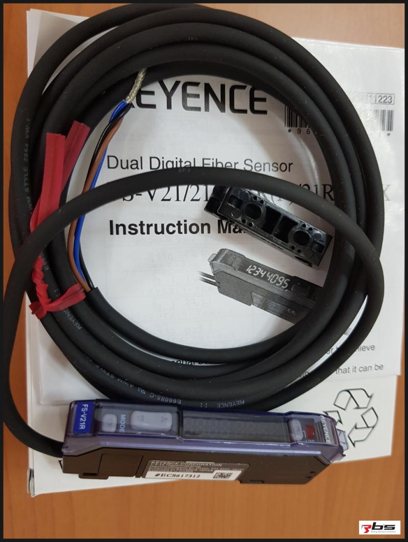키엔스 / KEYENCE 센서 미사용 신품 FS-V21R 한정 수량 초특가 처분합니다. 재고 소진시까지 키엔스 광전자센서 FS ...