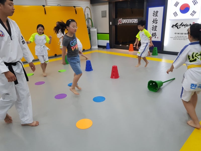 목동홈플러스스페셜앞 목동다이어트생활체육태권도 한국체대 인성금강 태권도장 여자 아이들도 많은 이유 아시겠쪄순환운동태권체조