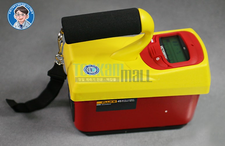 A+급 중고 / FLUKE 451B / Ion Chamber Survey Meter / 이온 챔버 측정기 / 방사율 및 누적 ...