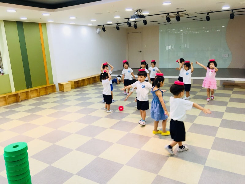 쥬엔터테인먼트 유아체육도넛블럭유아체육대회초등학교체육대회파주유아체육일산유아체육인천유아체육김포유아체육직업체험교구대여에어바운스대여기업행사워터슬라이드대여