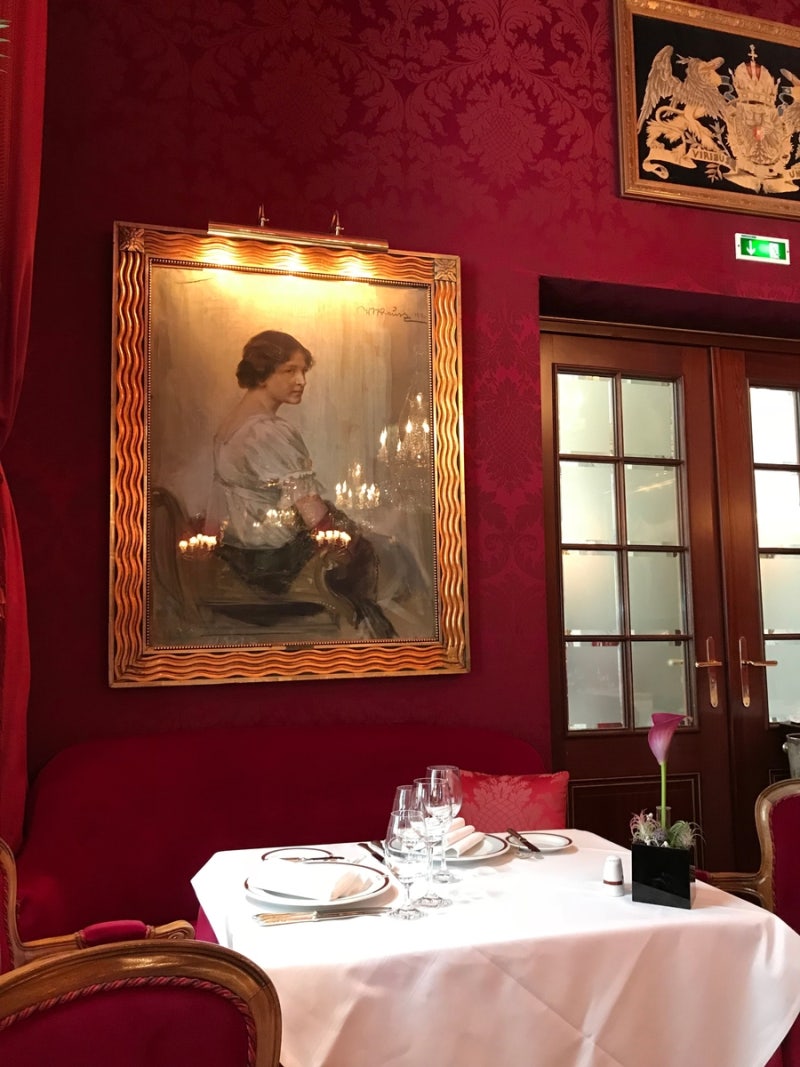 호텔 자허 빈(Hotel Sacher Wien)의 로테 바(Rote Bar) 레스토랑 : 네이버 블로그
