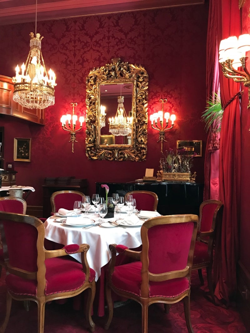 호텔 자허 빈(Hotel Sacher Wien)의 로테 바(Rote Bar) 레스토랑 : 네이버 블로그