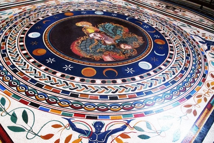 팔라스 아테나와 아에기스가 그려져 있는 로톤다 모자이크, 그리스 십자가의 방(Sala a Croce Greca), 피오 ...