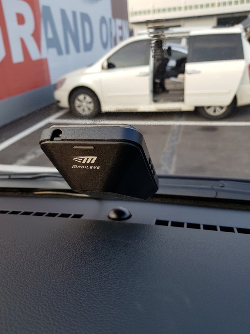 모빌아이(Mobileye) 한국총판 오토비젼(오토프라임) 현대 솔라티 Mobileye630pro 장착 : 네이버 블로그