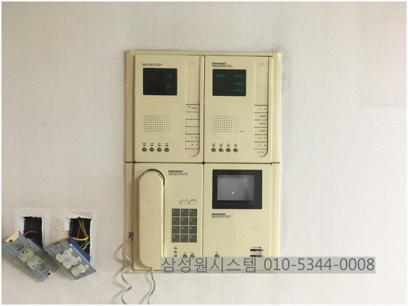 명일동 진로아파트 노후된 현관초인종을 코맥스비디오폰 CAV-70C로 교체설치 : 네이버 블로그