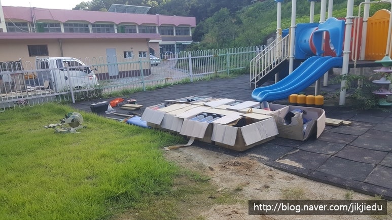 모래놀이터 색동고무안전경계석 유치원모래놀이터시공 어린이집모래놀이터시공 모래놀이 고운모래 단설유치원모래놀이터 모래중금속검사 모래