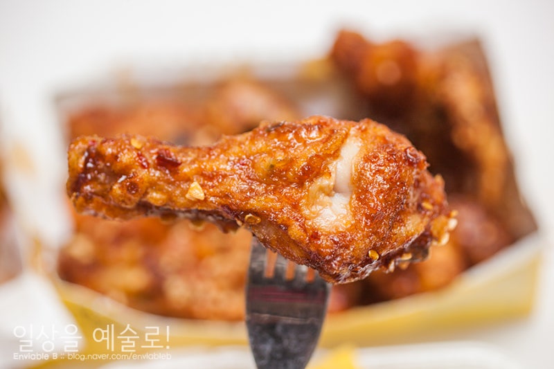 치킨플러스 핫쵸킹 바삭한 후라이드 후기 배달치킨 네이버 블로그