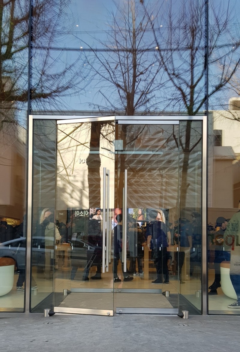 apple garosugil opens.애플 가로수길 @ 서울 개장 : 네이버 블로그