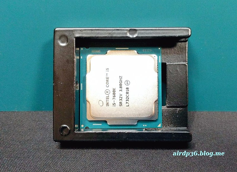 인텔 CPU 뚜따 IHS 튜닝 DIY 방법 [i5-7600K 카비레이크] : 네이버 블로그