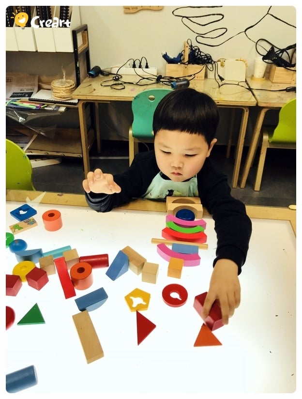 Bambini 5세 수업 우드락 판화 블록 쌓기 성 시흥시 정왕동 배곧 크리아트 미술학원 네이버 블로그