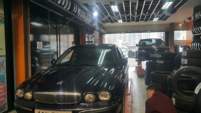 남양주 Ttc우레탄 완충기 재규어 작업기 트루맨타이어 네이버 블로그