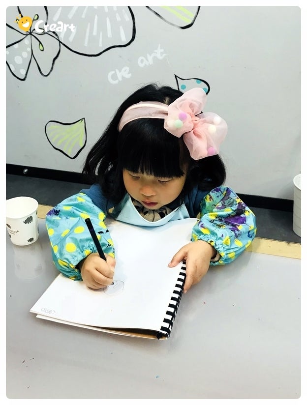 Klein 6세 수업 옆모습 무슨 생각하니 시흥시 정왕동 배곧 미술학원 크리아트 네이버 블로그
