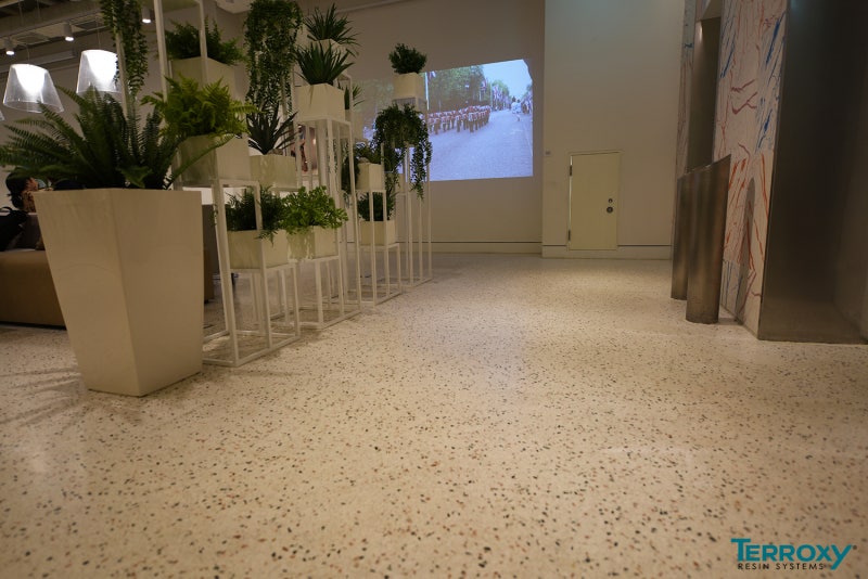 Urban Alice (어반앨리스) 1층 갤러리 카페 - 이대 Yes aPM! : 네이버 블로그