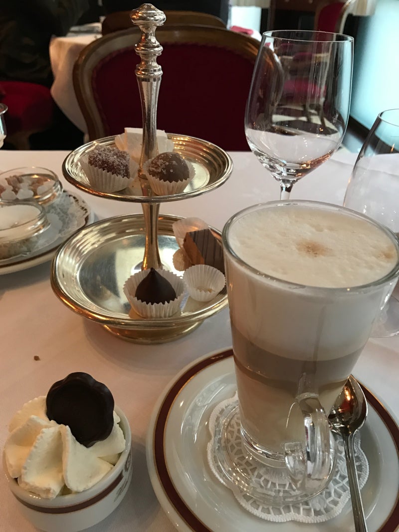 [비엔나/맛집] Restaurant Rote Bar - Hotel Sacher : 네이버 블로그